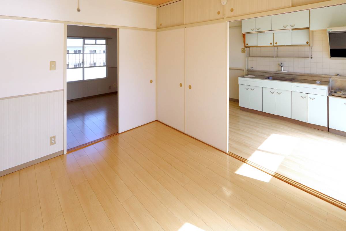 Cheap Apartments For Rent Across Japan with Village House